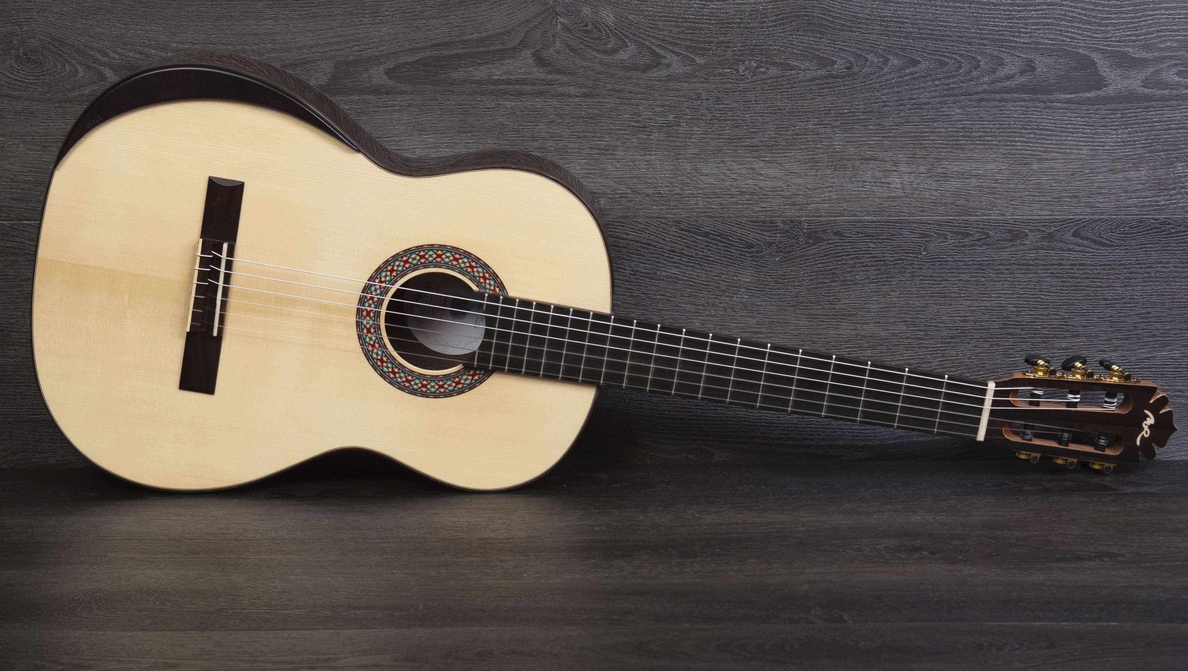 Manuel Rodriguez SUPERIOR EXOTICA Z-S, 4/4 size Classical Guitar, Soli ...