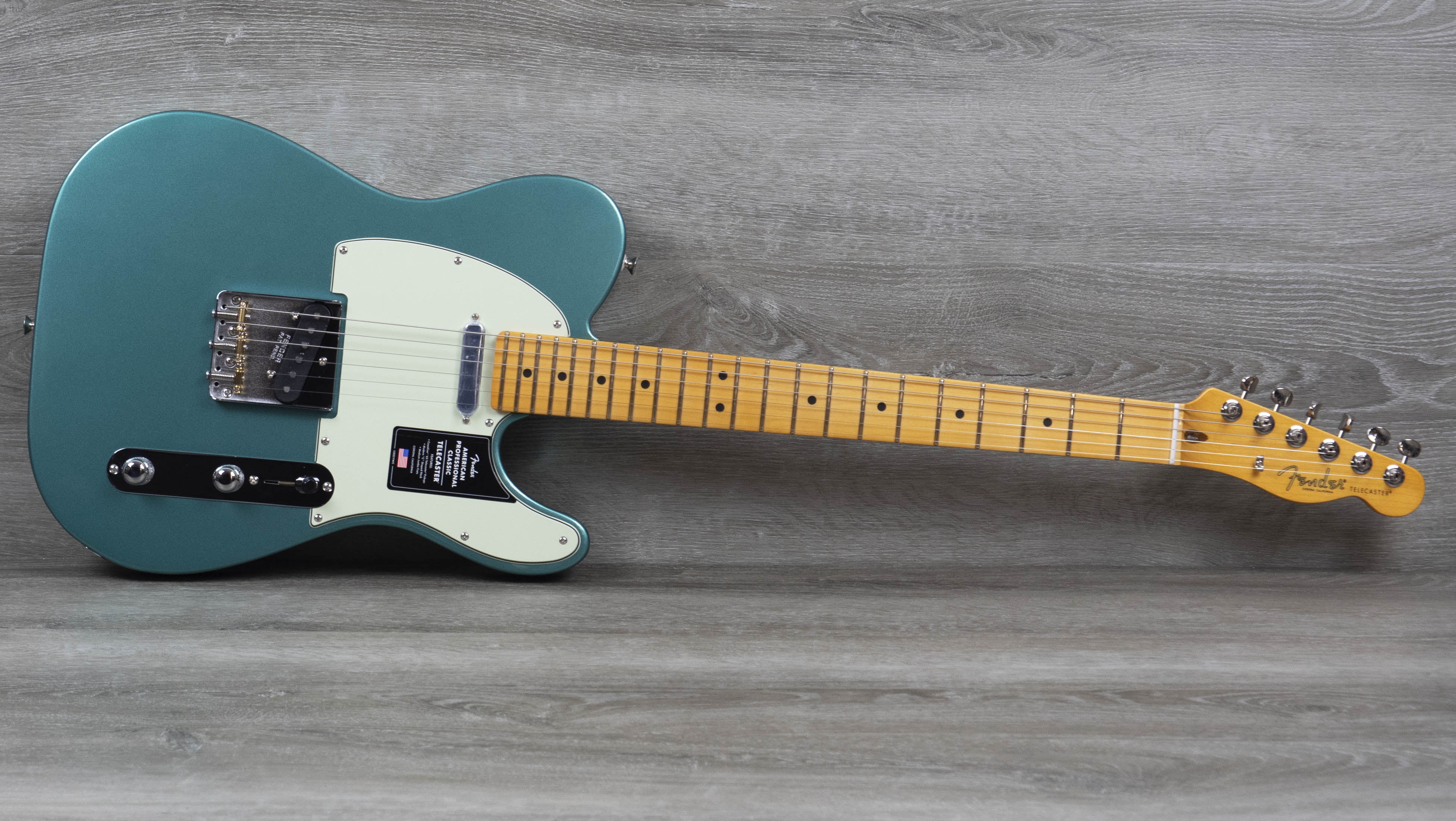 Fender American Professional Classic Telecaster, Maple Fingerboard, Fa ...